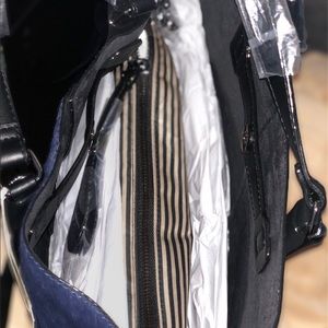 Gianni Bini | Bags | Gianni Bini Tote Leather Color Navy Blue And Black ...